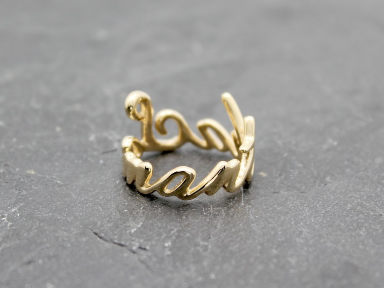 14K Gold Custom Name Ring | 3D Printing Shop | i.materialise