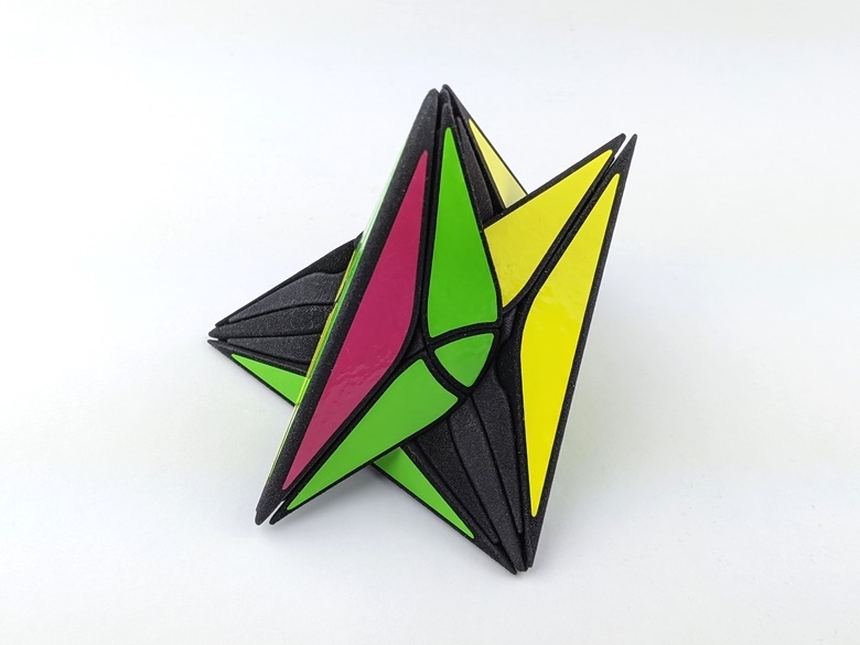 Collider Tetrahedron Puzzle | 3D Printing Shop | i.materialise